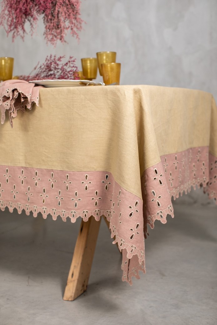Italian Linen Tablecloths | Borgo delle Tovaglie